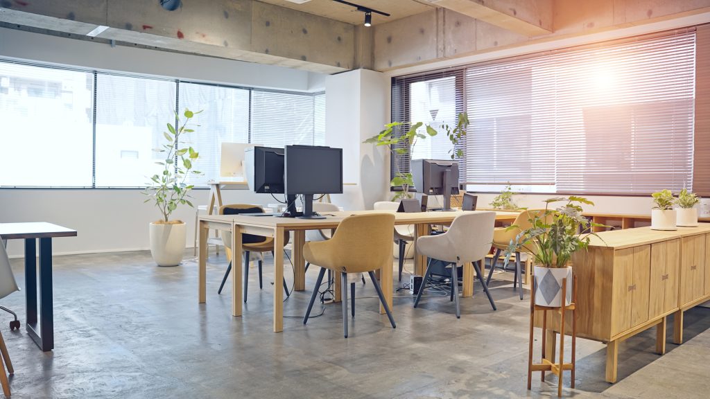 How Office Window Design Helps Improve the Productivity and Well-being ...