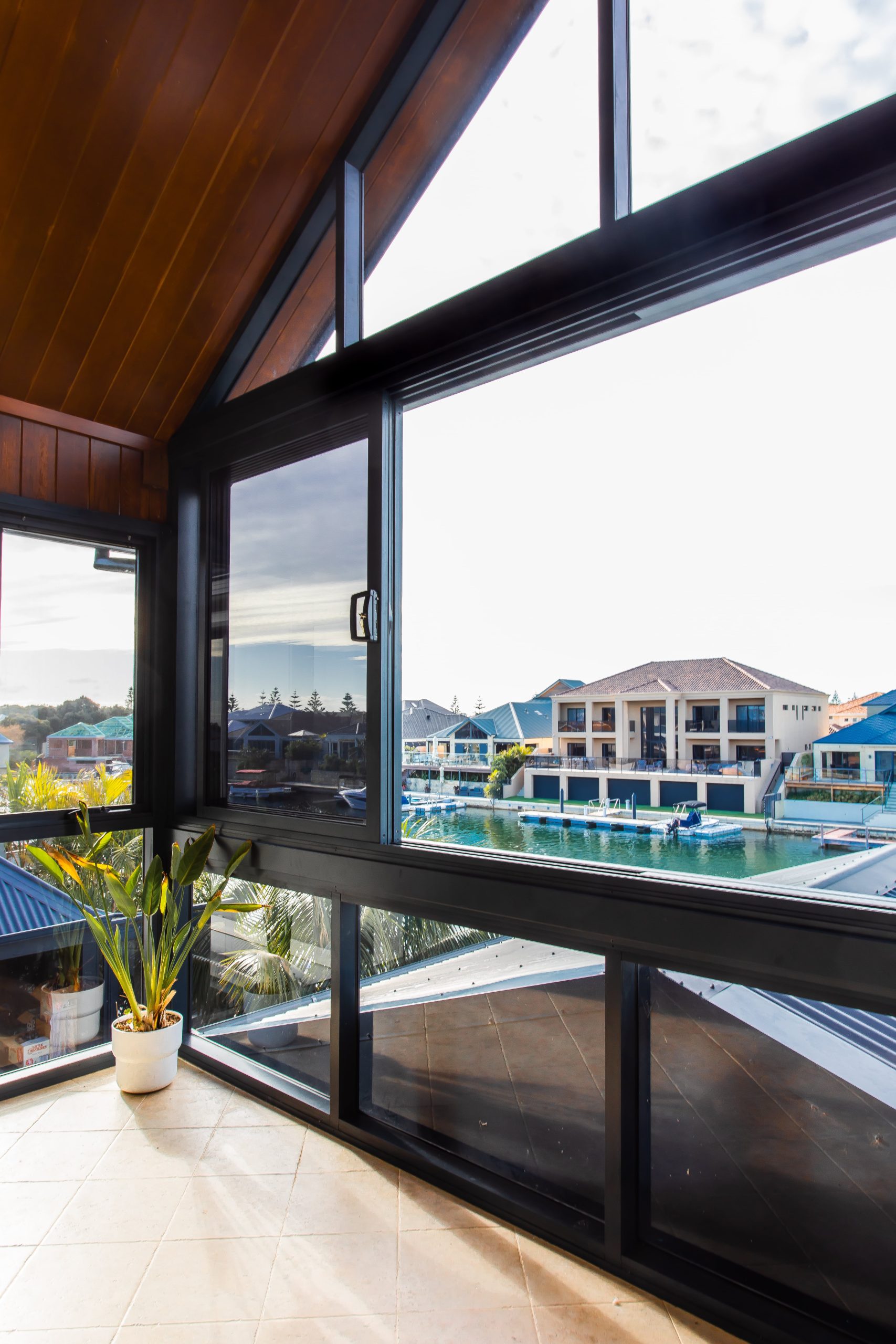 A balcony redefined in Halls Head | WA Custom Glass